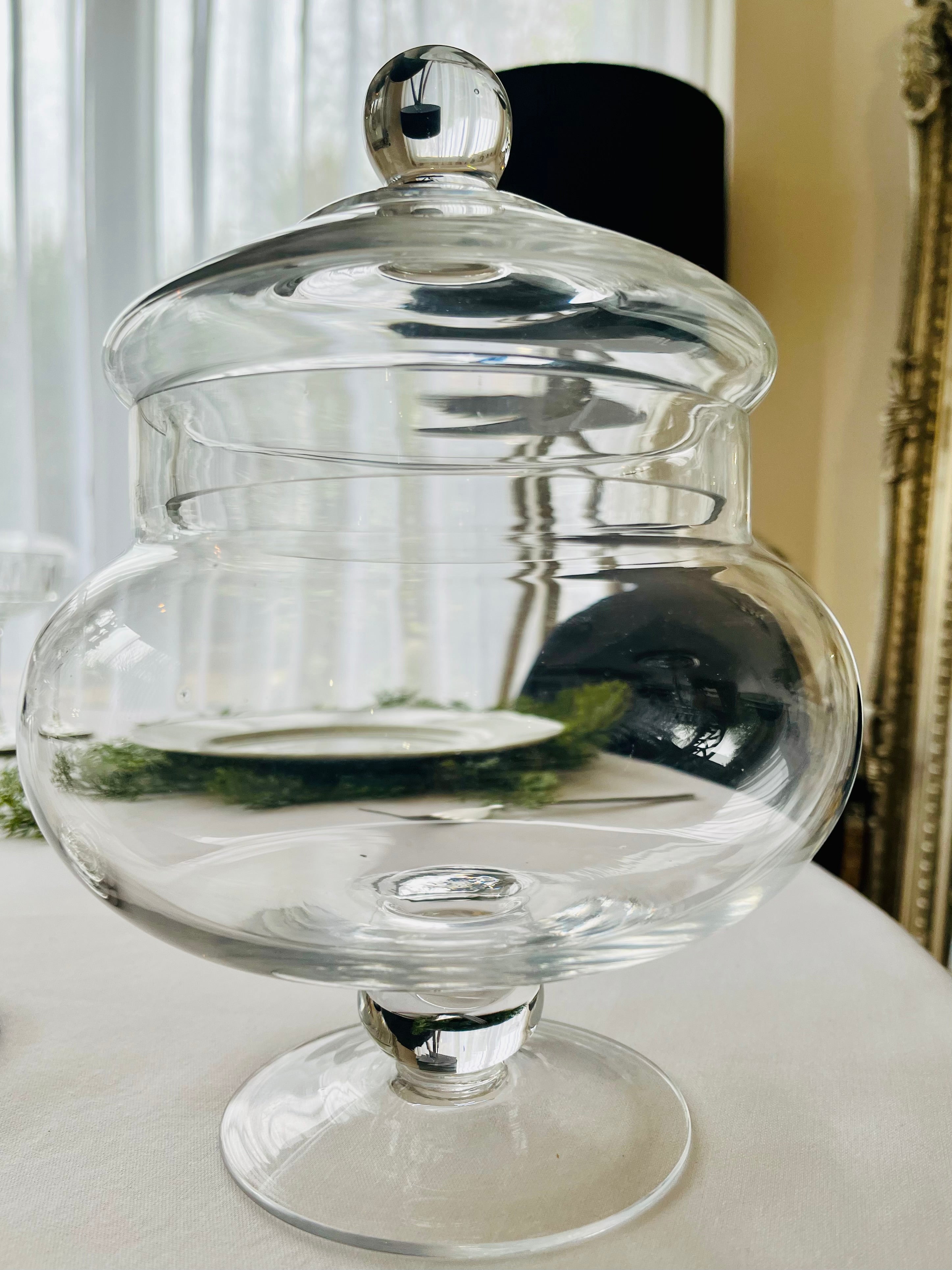 Medium Clear Glass Sweetie Jar with Decorative Lid – Candy Storage Con ...